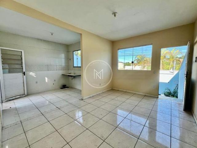 Casa com 3 dormitórios sendo 1 suíte à venda no Marques Industrial