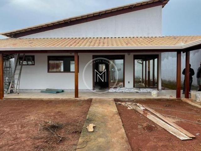 Casa com 3 dormitórios sendo 1 suíte à venda no Novo Igarapé