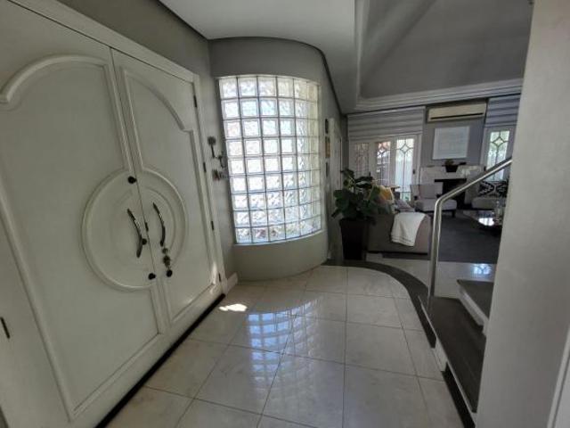 Casa com 3 dormitórios, sendo 1 suite master no bairro São José em São Leopoldo