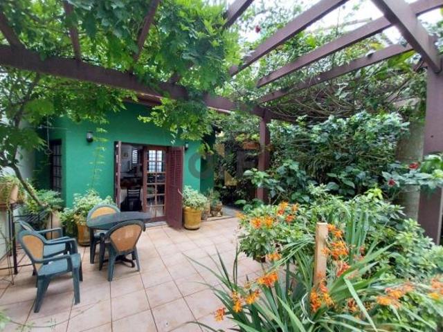 Casa com 3 dormitórios, sendo 1 suíte para venda Granja Viana Cotia SP