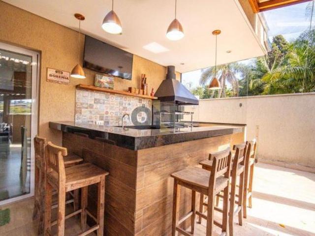 Casa com 3 dormitórios, sendo 1 suíte para venda Granja Viana Cotia SP