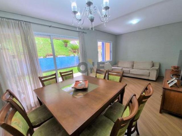 Casa com 3 dormitórios, sendo 1 suíte para venda Granja Viana Cotia SP