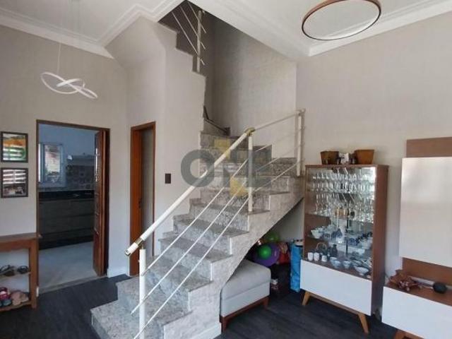 Casa com 3 dormitórios, sendo 1 suíte para venda Granja Viana Cotia SP