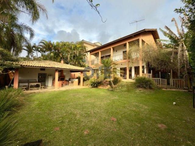Casa com 3 dormitórios, sendo 1 suíte para venda Granja Viana Cotia SP