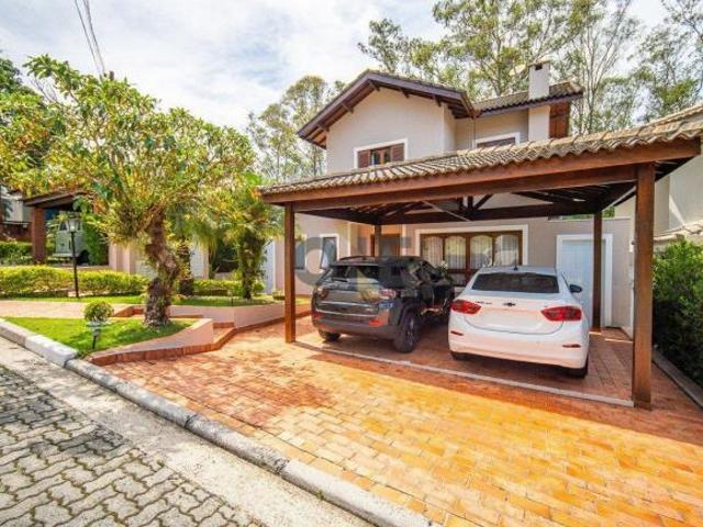 Casa com 3 dormitórios, sendo 1 suíte para venda Granja Viana Cotia SP