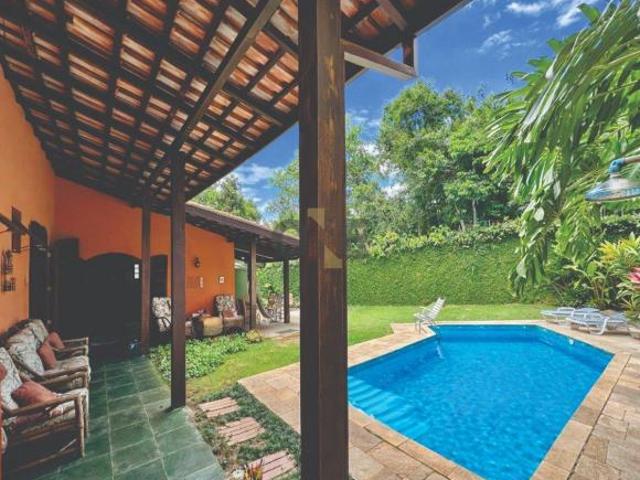 Casa com 3 dormitórios, sendo 1 suíte para venda Granja Viana Cotia SP