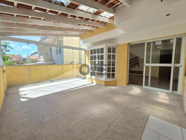 Casa com 3 dormitórios, sendo 1 suíte para venda Granja Viana Cotia SP