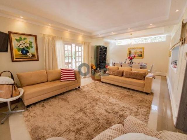 Casa com 3 dormitórios, sendo 1 suíte para venda Granja Viana Cotia /SP