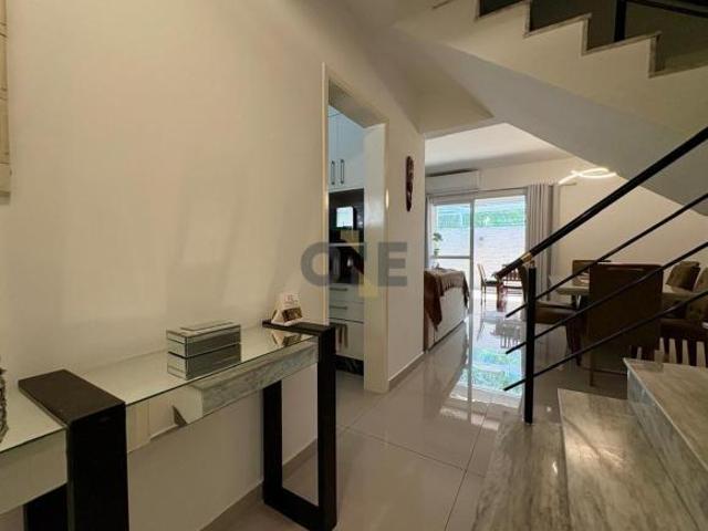 Casa com 3 dormitórios, sendo 1 suíte para venda Granja Viana Cotia SP