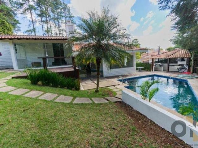 Casa com 3 dormitórios, sendo 1 suíte para venda Granja Viana Cotia SP