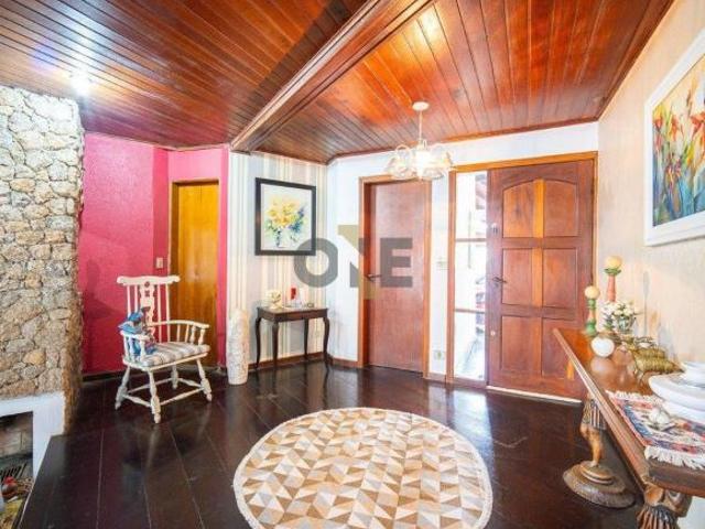 Casa com 3 dormitórios, sendo 1 suíte para venda Granja Viana Cotia SP