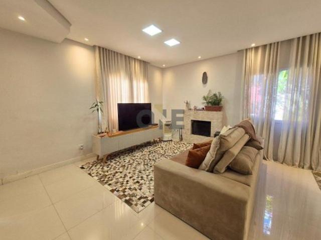 Casa com 3 dormitórios, sendo 1 suíte para venda Granja Viana Cotia SP