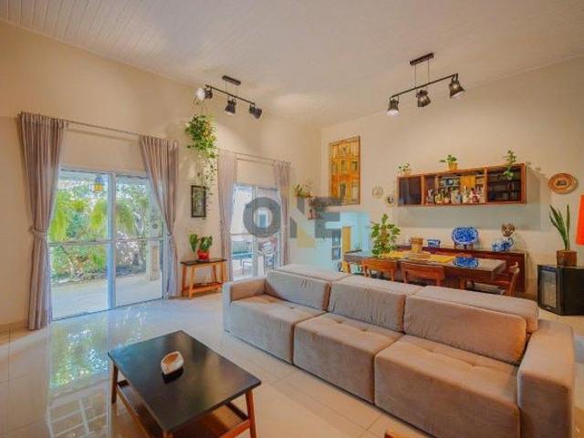 Casa com 3 dormitórios, sendo 1 suíte para venda Granja Viana Cotia SP