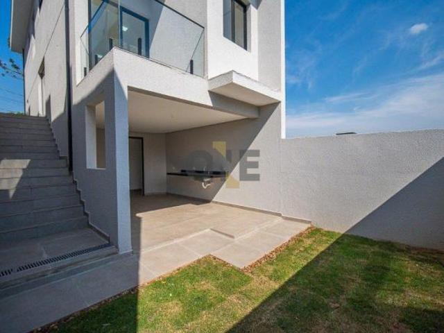Casa com 3 dormitórios, sendo 1 suíte para venda Granja Viana Cotia SP