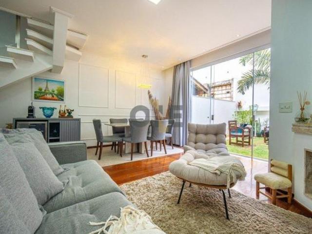 Casa com 3 dormitórios, sendo 1 suíte para venda Granja Viana Cotia/SP