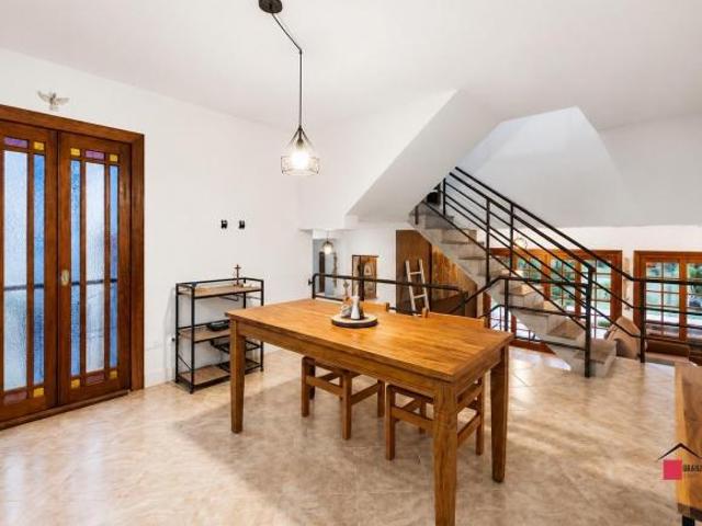 Casa com 3 dormitórios, sendo 1 suíte para venda Granja Viana Carapicuiba SP