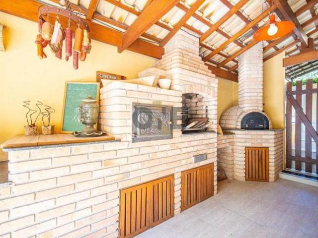 Casa com 3 dormitórios, sendo 1 suíte para venda Granja Viana Carapicuiba SP
