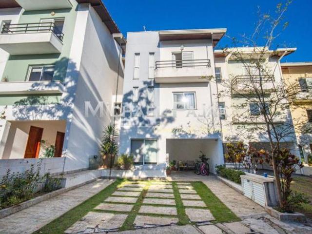 Casa com 3 dormitórios, sendo 1 suíte para venda Granja Viana Michael Pajak 11 999996 4550