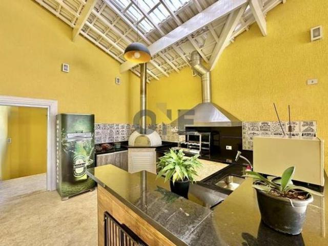 Casa com 3 dormitórios, sendo 3 suíte para venda Granja Viana Cotia SP