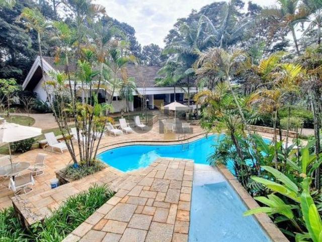 Casa com 3 dormitórios, sendo 3 suíte para venda Granja Viana Cotia SP