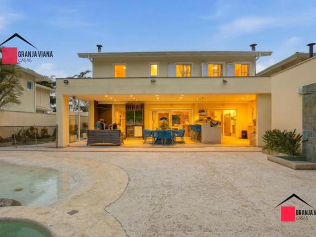 Casa com 3 dormitórios, sendo 3 suíte para venda Granja Viana Cotia SP Por R$ 3.250.000,00