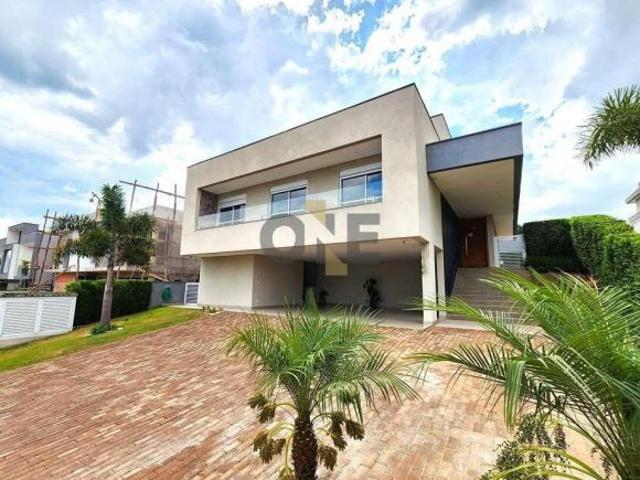 Casa com 3 dormitórios, sendo 3 suítes à venda na Granja Viana Cotia/SP