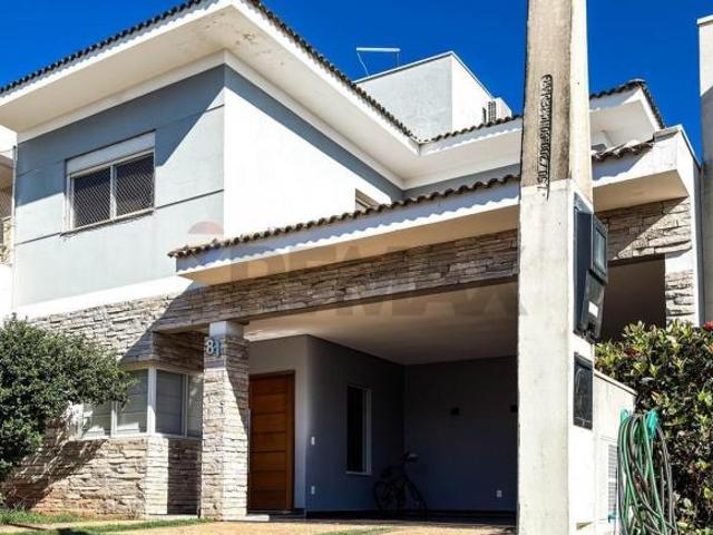 Casa com 3 dormitórios, sendo 3 suítes e com áerea Gourmet integrada no Condomínio Reserva Real Pa