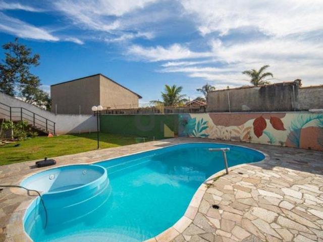 Casa com 3 dormitórios, sendo 3 suítes para venda Cotia SP