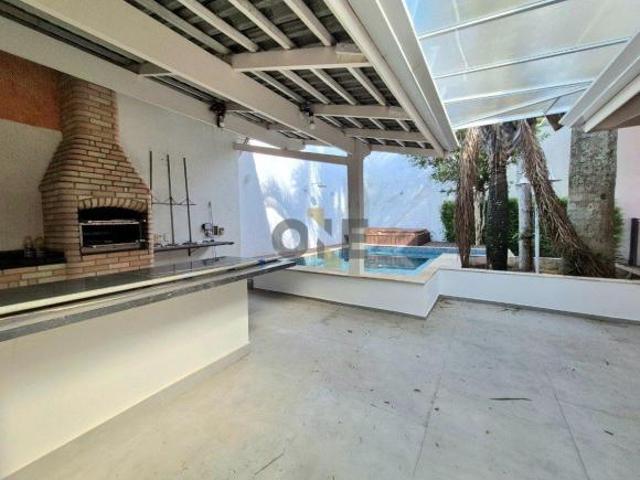 Casa com 3 dormitórios, sendo 3 suítes para venda Granja Viana Carapicuíba SP
