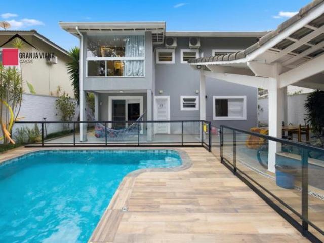 Casa com 3 dormitórios, sendo 3 suítes para venda Granja Viana Carapicuíba SP
