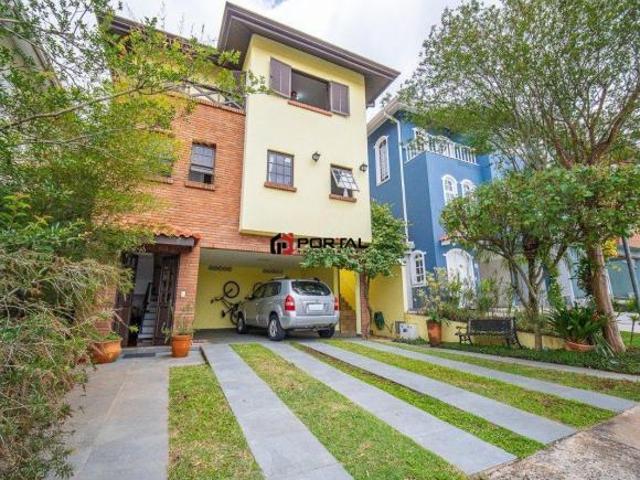Casa com 3 dormitórios, sendo 3 suítes para venda Granja Viana Cotia SP