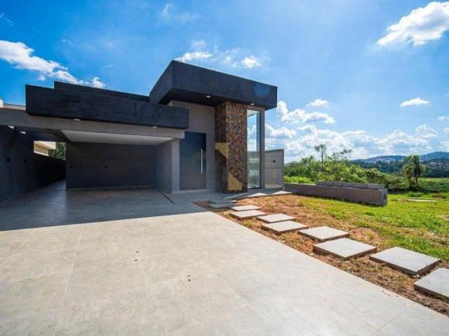Casa com 3 dormitórios, sendo 3 suítes para venda Granja Viana Cotia SP