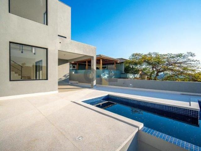 Casa com 3 dormitórios, sendo 3 suítes para venda Granja Viana Cotia SP