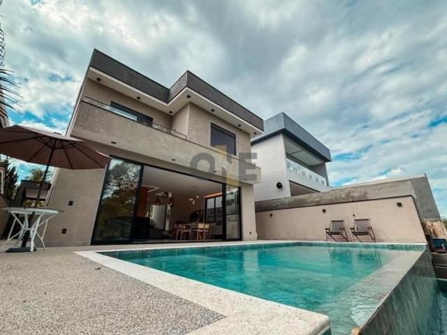 Casa com 3 dormitórios, sendo 3 suítes para venda Granja Viana Cotia SP