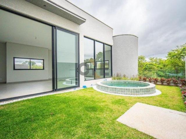 Casa com 3 dormitórios, sendo 3 suítes para venda Granja Viana Cotia/SP