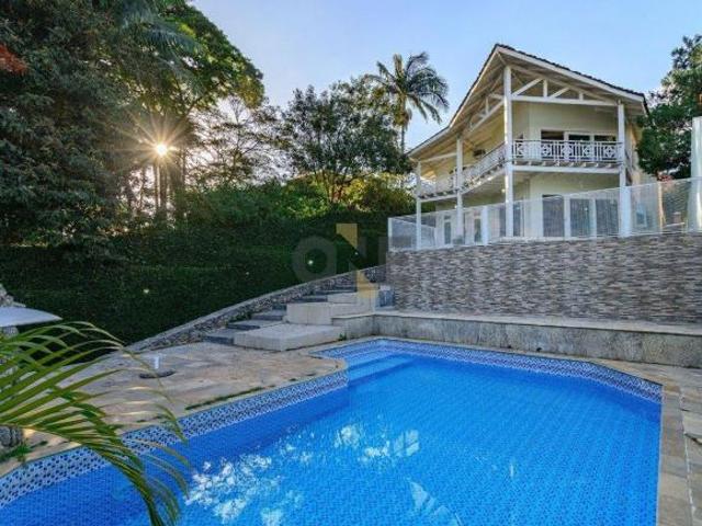 Casa com 3 dormitórios, sendo 3 suítes para venda Granja Viana Jandira SP