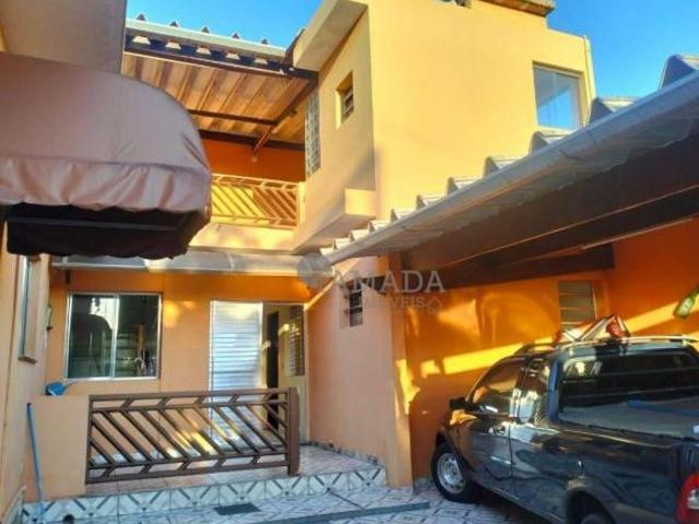 Casa com 3 dormitórios, uma suíte, edícula, 6 vagas à venda, 150 m² por R$ 755.000 Vila Nova Curu
