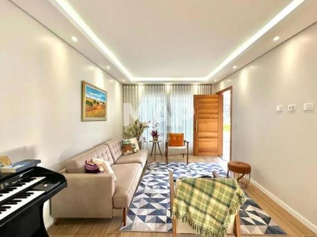Casa com 3 dormitórios Umbará