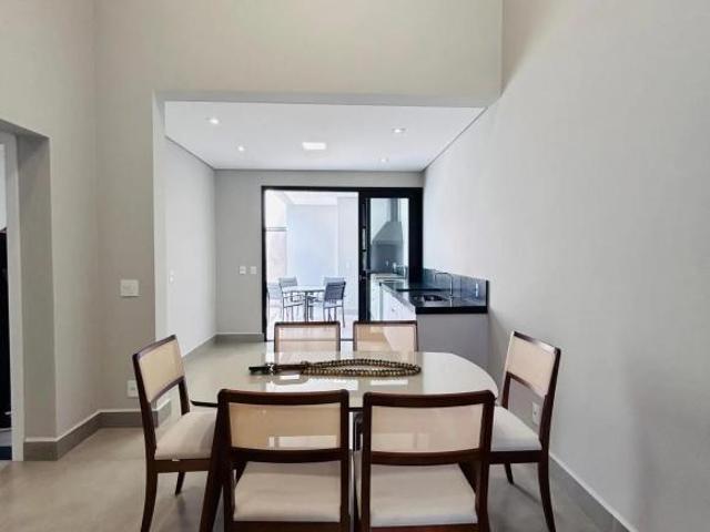 Casa com 3 Dormitórios,109m² a venda R$899.000,00 Condomínio Terras de São Fra