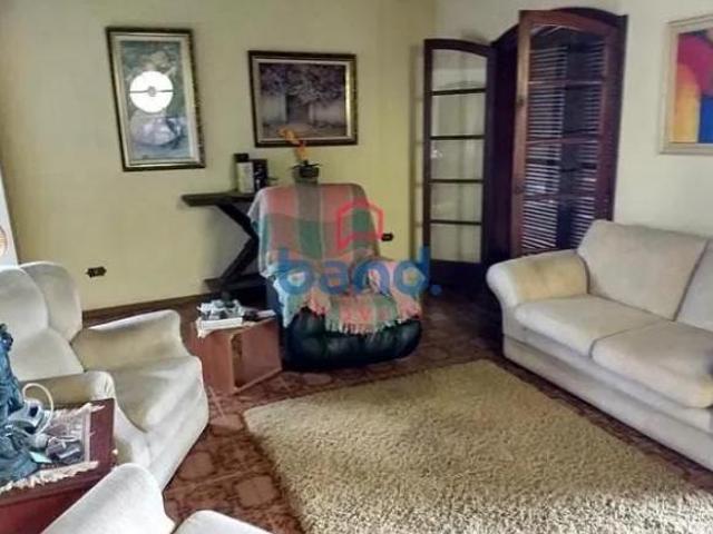 Casa com 3 dormitórios 1.129,50 m² de terreno Jardim Bela Vista Porto Feliz/SP