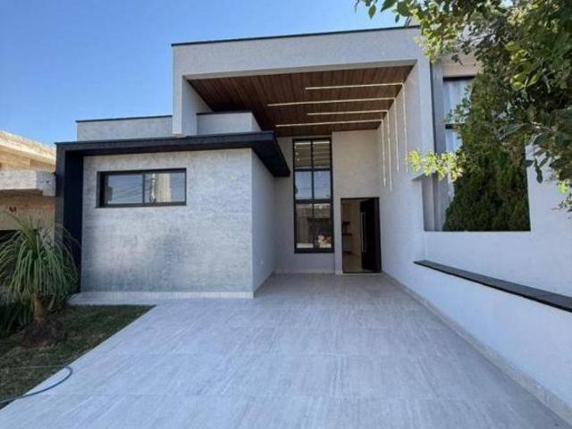 Casa com 3 dormitórios 1 Suíte com closet e Piscina à venda Horto Florestal Villagio Sorocaba/SP