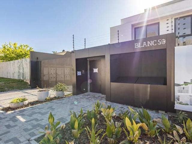 Casa com 3 dormitórios 1 suite à venda, R$ 1.456.800,00 Guabirotuba Curitiba/PR