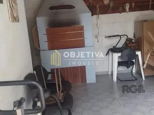 Casa com 3 Dormitórios 1 Suíte à Venda – 170m² | Vila Ipiranga – Porto Alegre