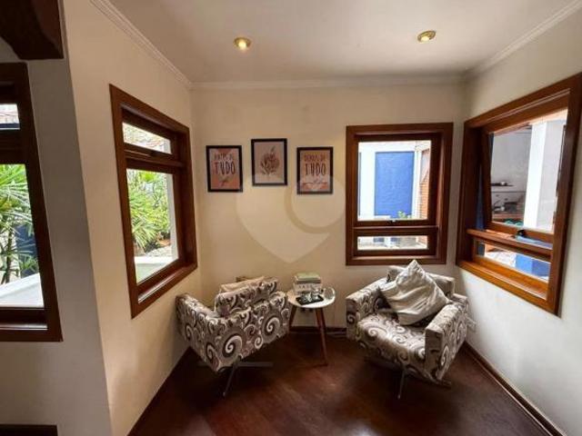 Casa com 3 dormitórios 1 Suite, a venda no Tremembé, 310 m²