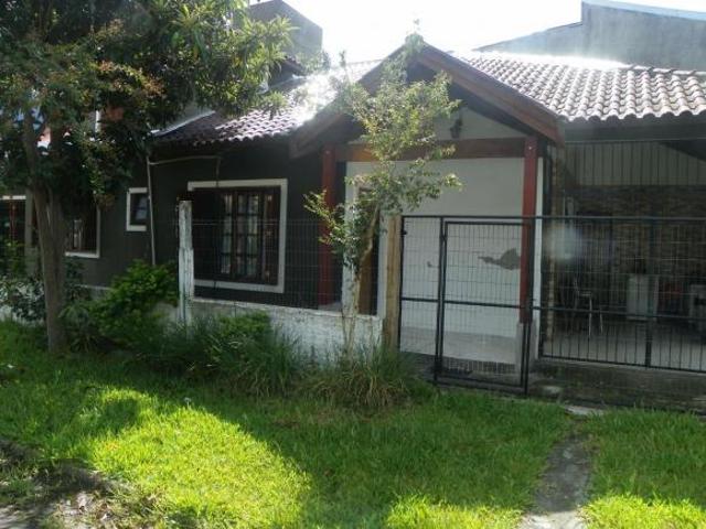 CASA COM 3 DORMITÓRIOS, 1 SUITE NO BAIRRO HIPICA