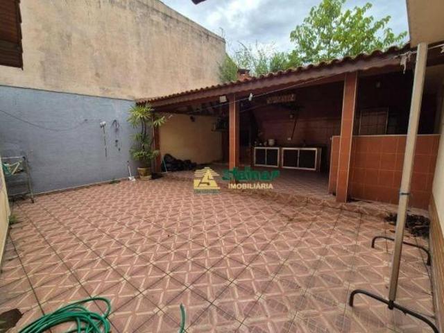 Casa com 3 dormitórios, 240 m² venda por R$ 999.900,00 ou aluguel por R$ 8.919,00/mês Vila Galvã
