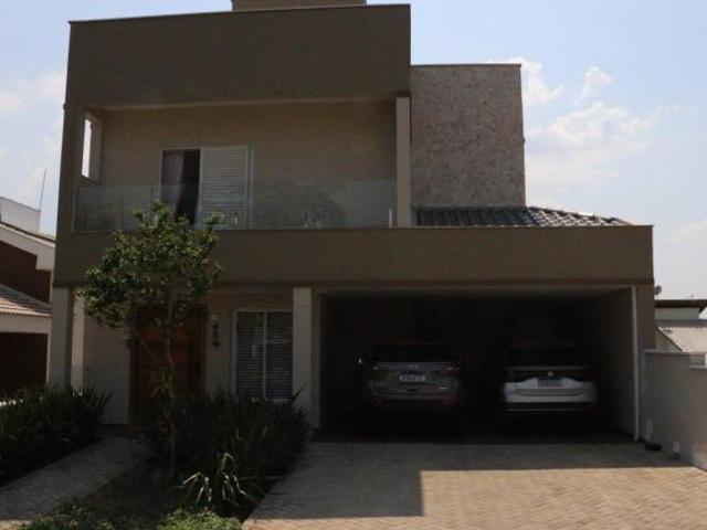 Casa com 3 dormitórios 256 m² Centro São Roque São Roque/SP