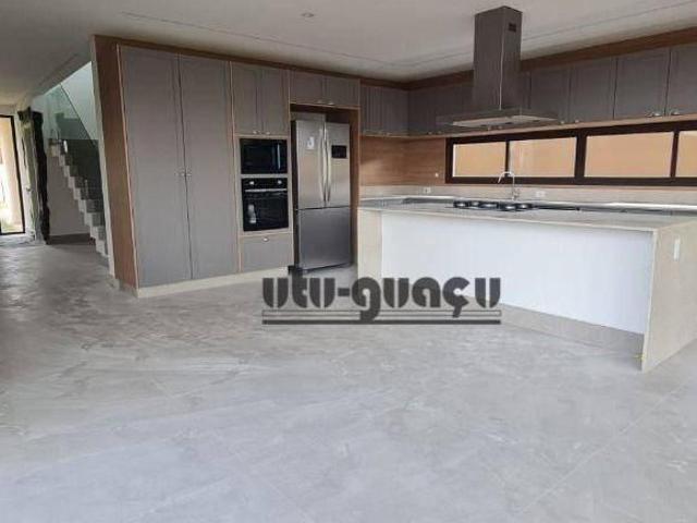 Casa com 3 dormitórios, 299 m² venda por R$ 2.800.000,00 ou aluguel por R$ 15.000,30/mês Condomí