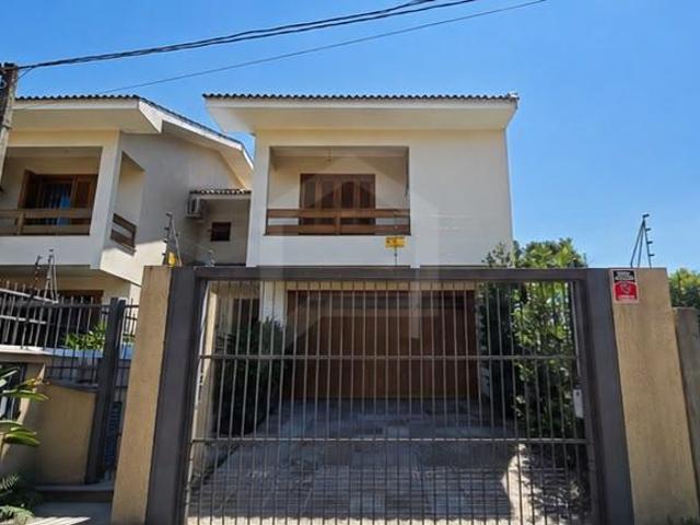 Casa com 3 dormitórios, 200.00m² para locação por R$ 4.500,00 Centro São Leopoldo/RS