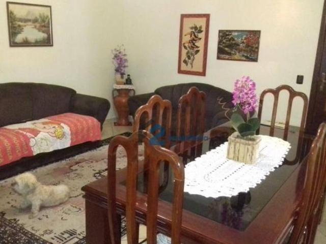 Casa com 3 dormitórios, 200 m² venda por R$ 2.350.000,00 ou aluguel por R$ 15.536,67/mês Jardim